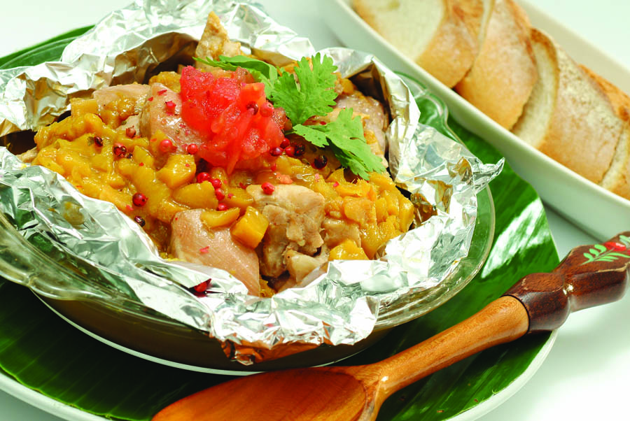 U.S. Chicken Thigh And Mango “En Papillote” - USAPEEC ASEAN